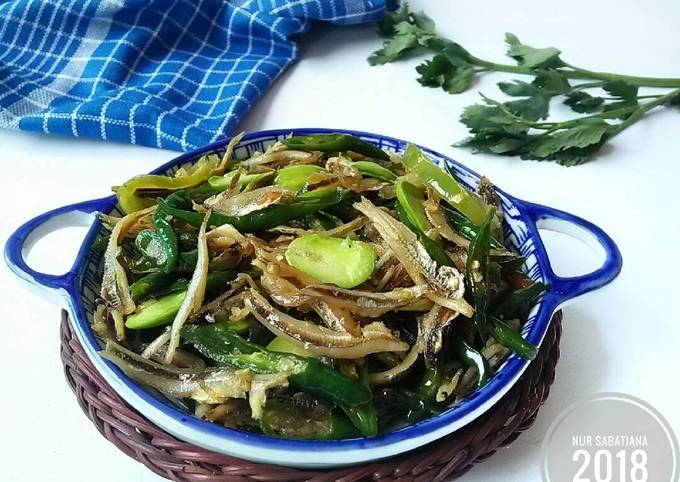 Resep Teri Cabe Ijo oleh Nur Sabatiana - Cookpad
