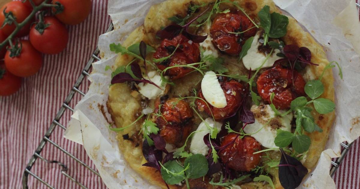 2 easy and tasty eggs in roasted roma tomatoes recipes by home cooks ...