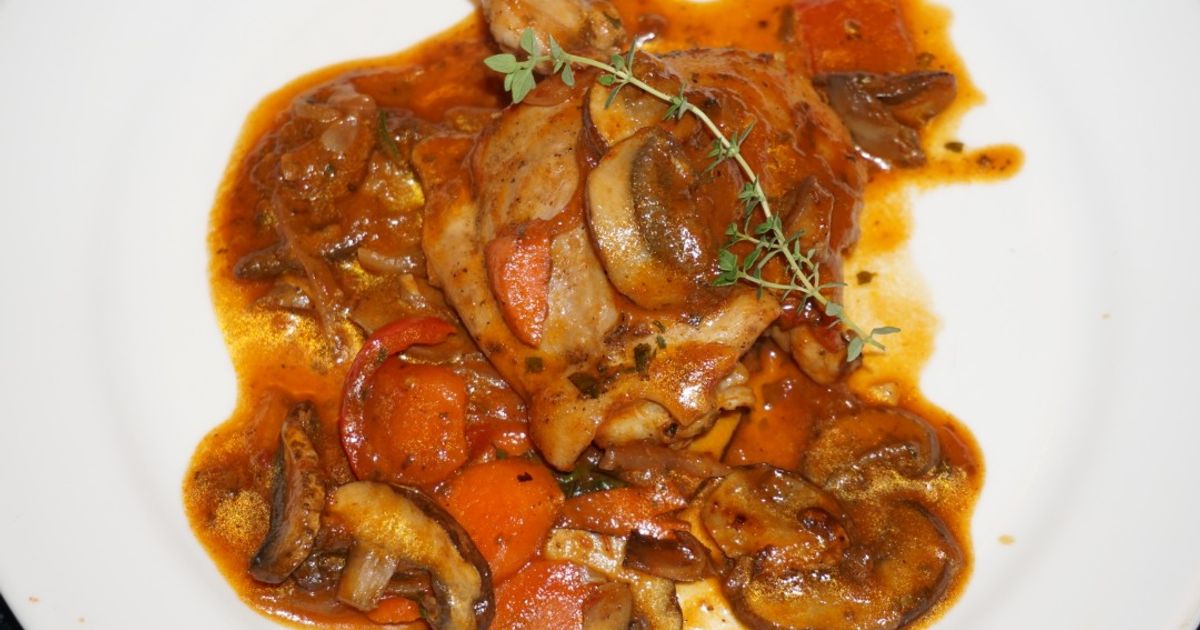 Chicken Thighs With Mushrooms Keto, Jon Style Recipe By Jon Michelena