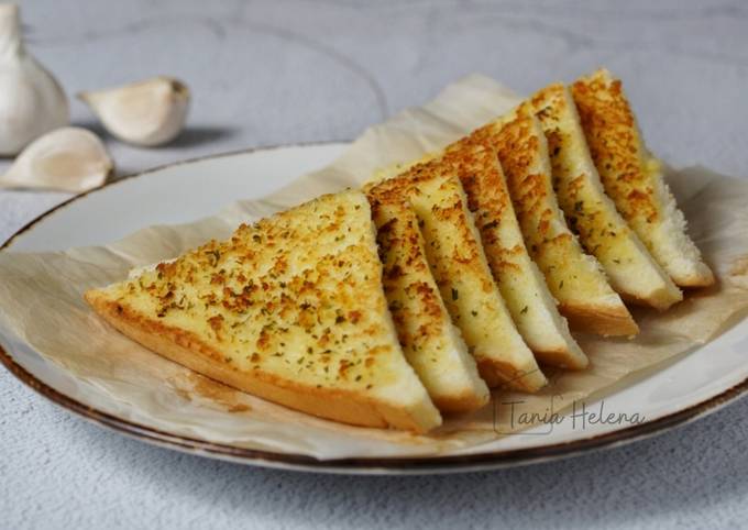 Resep Roti Bakar Garlic oleh 🍒 Tania Helena 🍒 - Cookpad