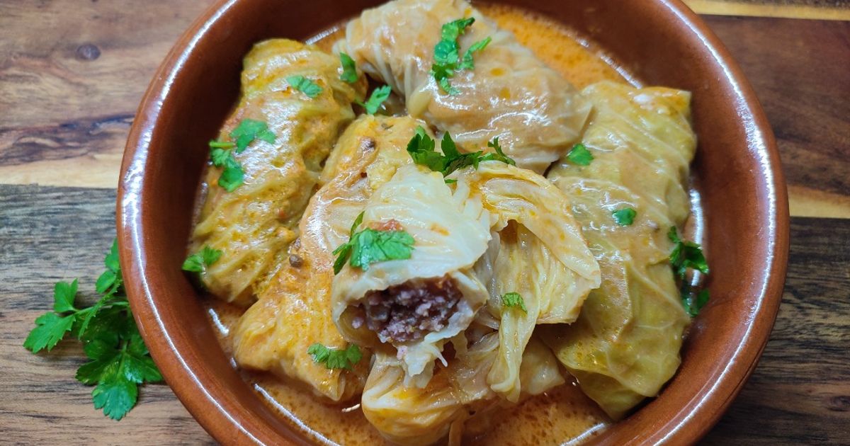 Golubtsy Hojas De Col Rellena Niños Envueltos En Hojas De Repollo ...