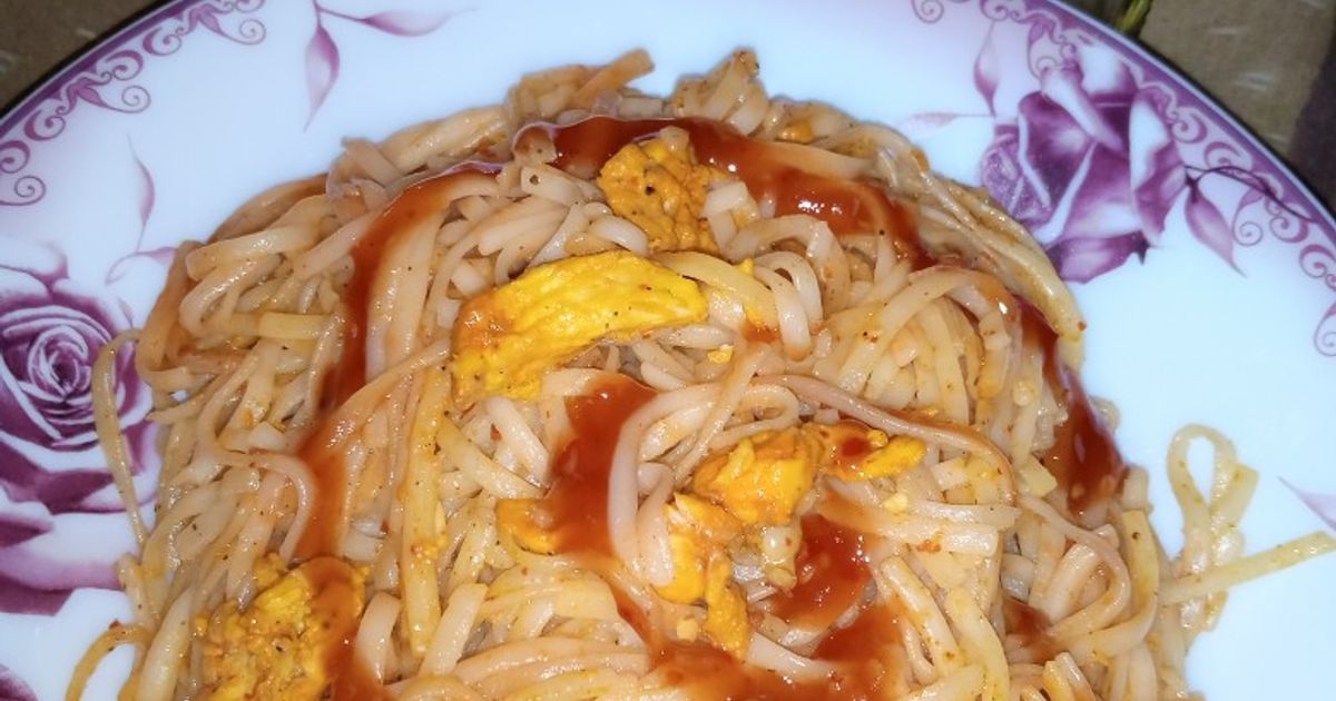Jhatpat Masala Spaghettis Recipe by Neelam Umair - Cookpad
