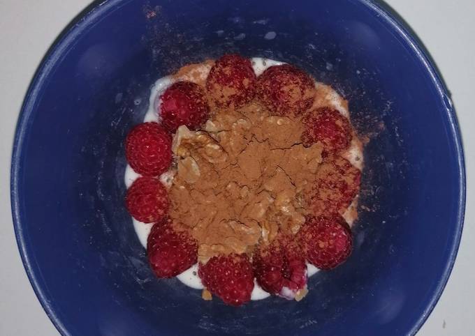 Yogurt con arándanos Receta de Claudia Garcia- Cookpad