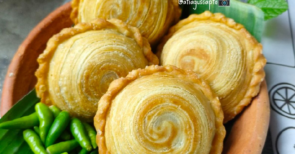 Resep pastel curry puff rumahan enak dan mudah - Cookpad