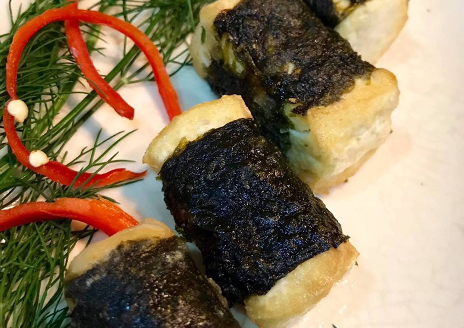 Cách Làm Món Đậu hũ cuốn rong biển chiên giòn của Bảo Bình - Cookpad