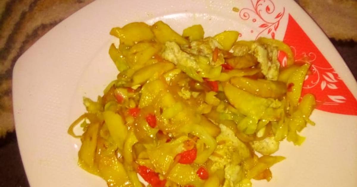 Soyayyen dankali da kwai girki daga Nusaiba Sani - Cookpad Soyayyen dankali da kwai girki daga Nusaiba Sani - Cookpad