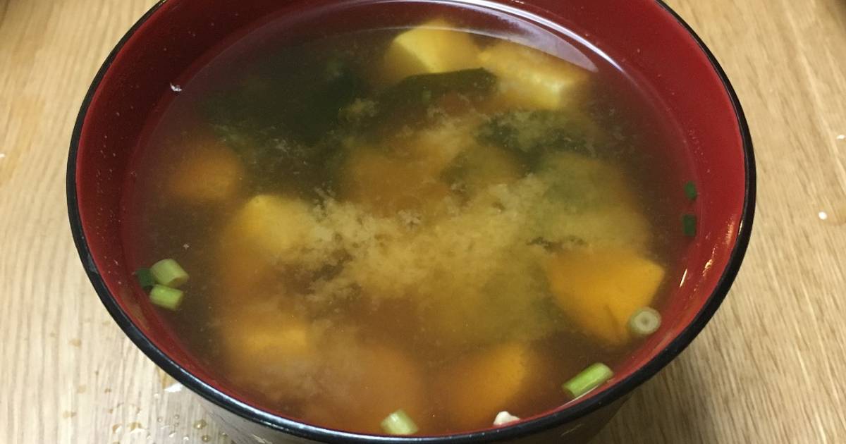 Sopa de miso con tofu y wakame Receta de Maiko Kamata- Cookpad