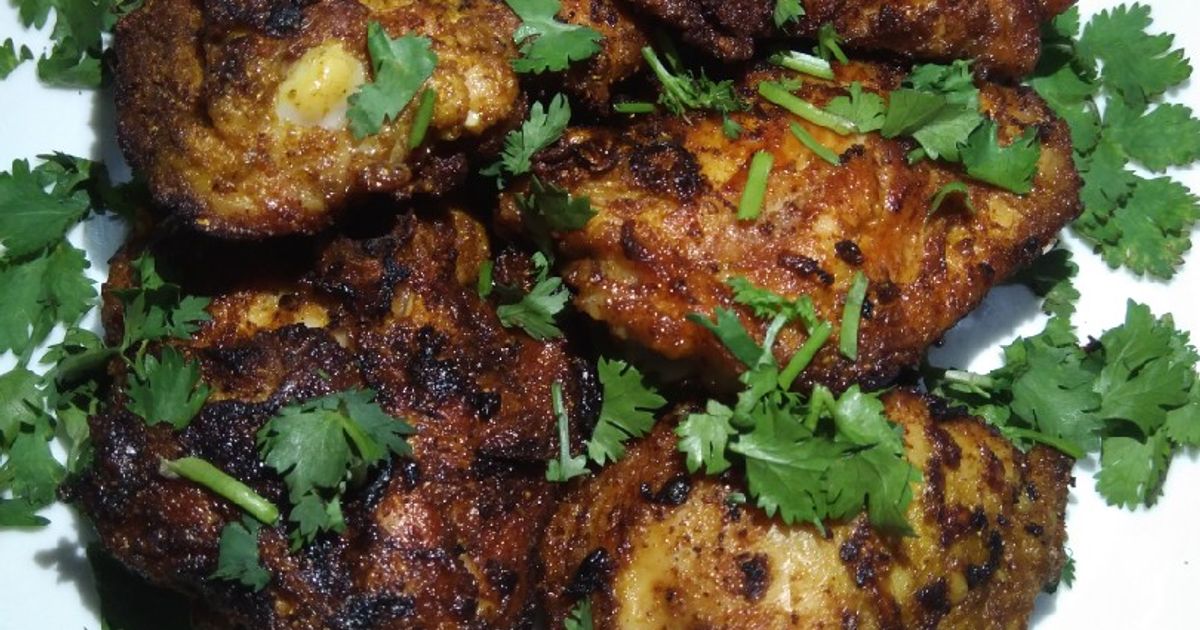 Pan Fried Garlic Chicken Recipe by Philip A - Cookpad