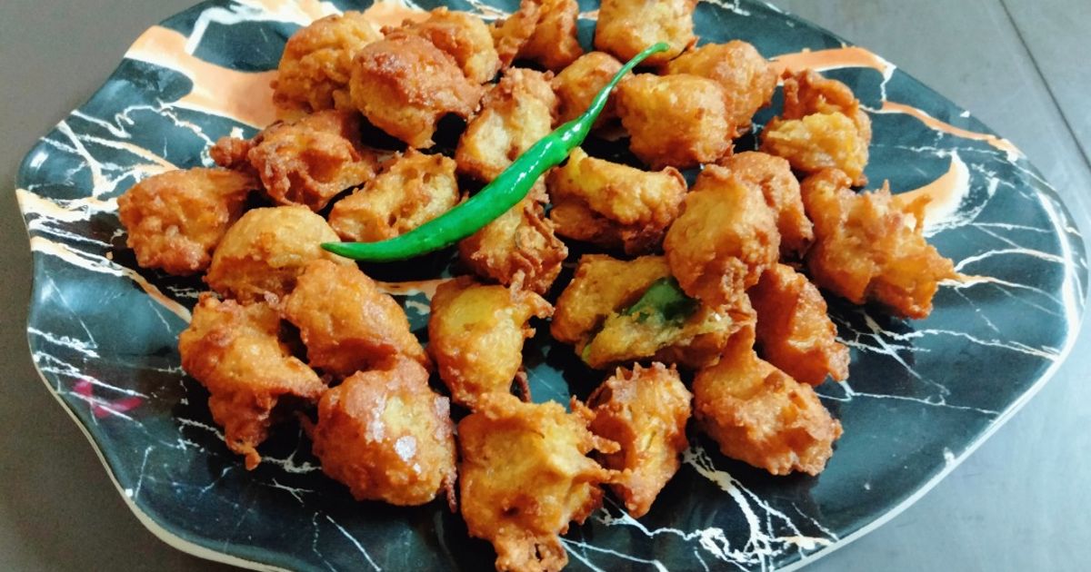 उपवासाचे पकोडे (Upwasache Pakoda Recipe In Marathi) रेसिपी Shweta Khode ...