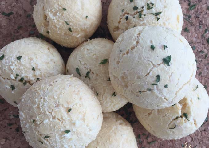 Panecillo de Yuca con Queso Receta de lorenaSibaja - Cookpad