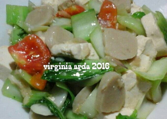 Resep Tumis sawi hijau tahu dan bakso oleh VIRGINIA ARDA - Cookpad