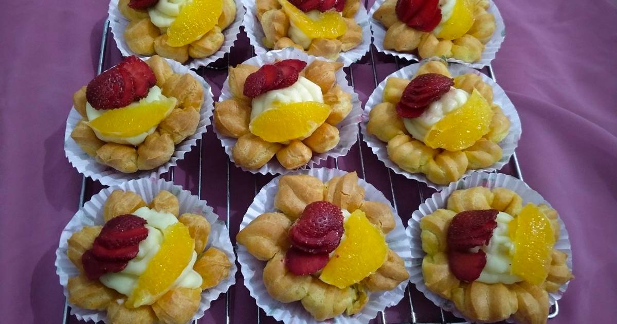 Resep Sus Bunga Fla Buah oleh Imas dhapin - Cookpad