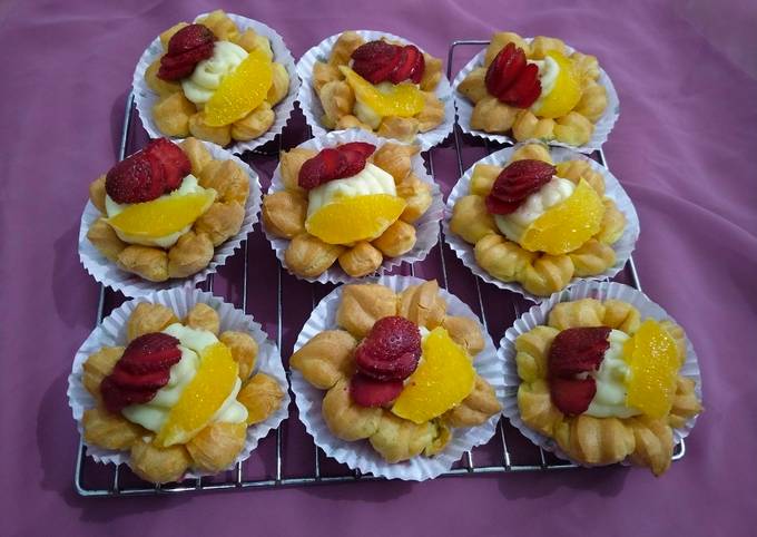 Resep Sus Bunga Fla Buah oleh Imas dhapin - Cookpad
