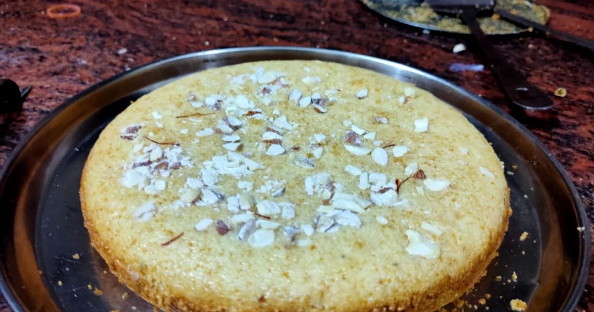 Eggless Rava Cake Recipe by Adwit Agarwal - Cookpad