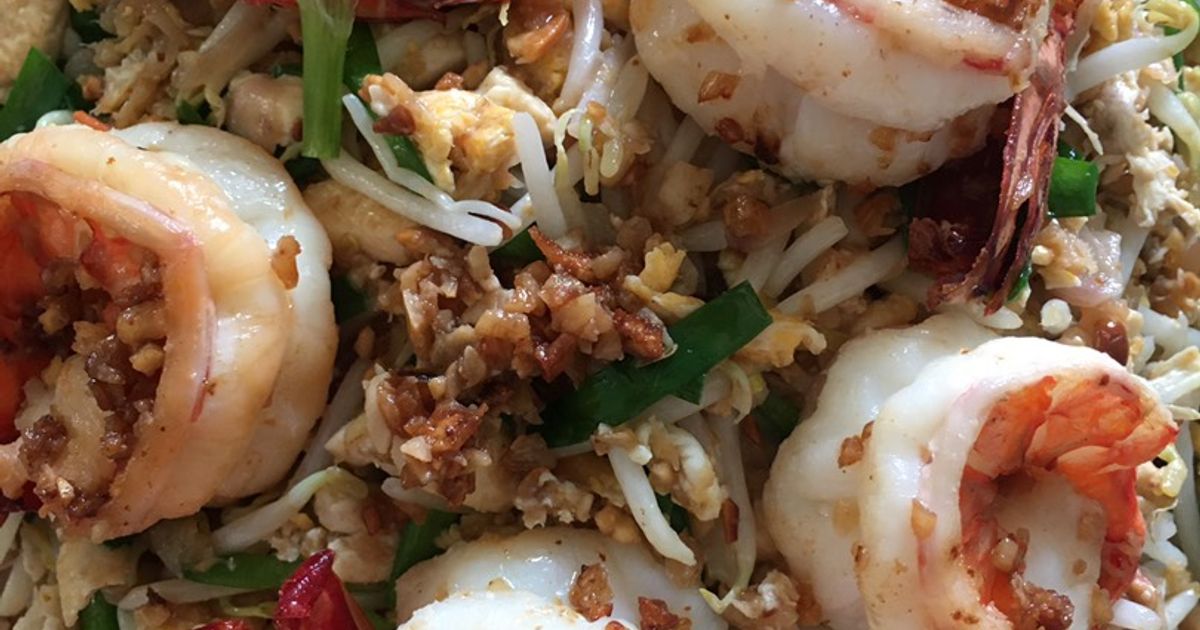 สูตร ผัดไทยกุ้งสด เครื่องแน่น โดย POMMY KITCHEN - Cookpad