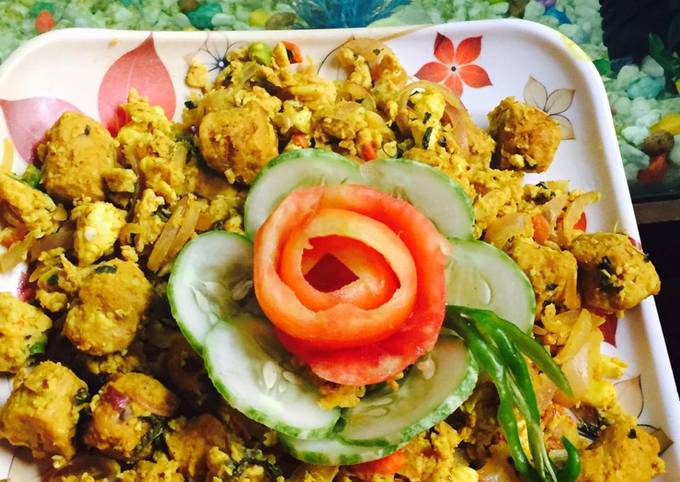 Egg Paneer soya bhurji Recipe by Afsha Iqbal - Cookpad