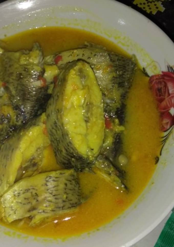Resep Kakap kuah kuning asam pedas oleh Winarni Yapti Pratiwi - Cookpad