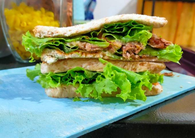 Resep Sandwich tuna roti gandum oleh yunita - Cookpad