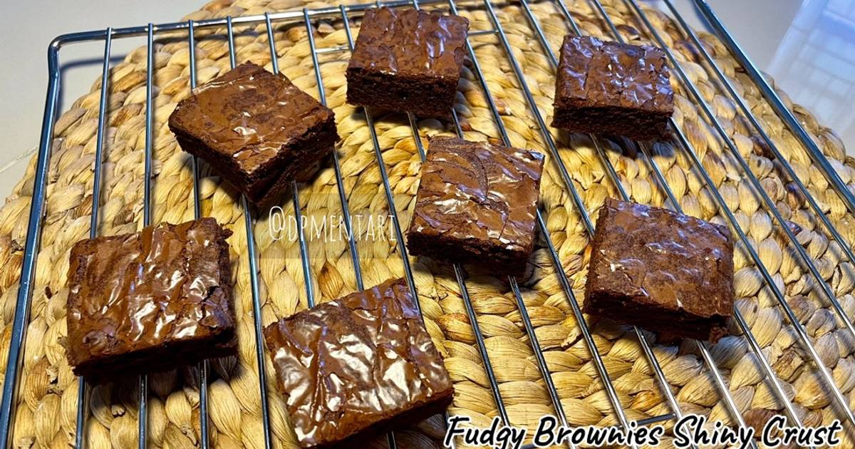 Resep Fudgy Brownies Shiny Crust oleh dpmentari - Cookpad