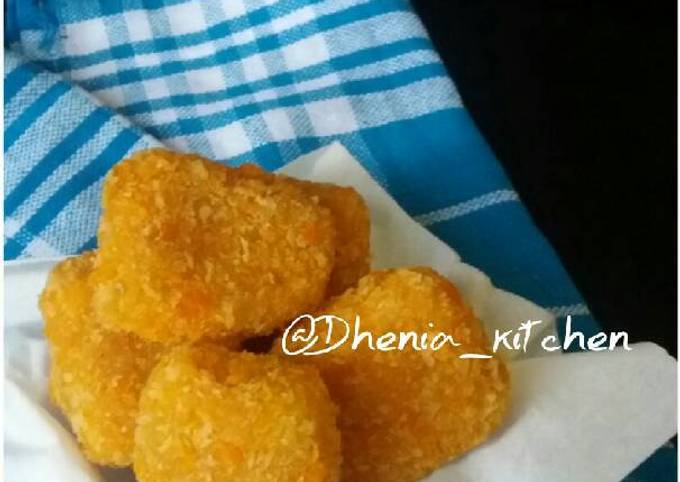 Resep Nugget ayam keju 😋 oleh Dhenia Zhaier - Cookpad