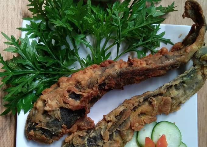Resep Lele goreng crispy oleh Mak Win - Cookpad