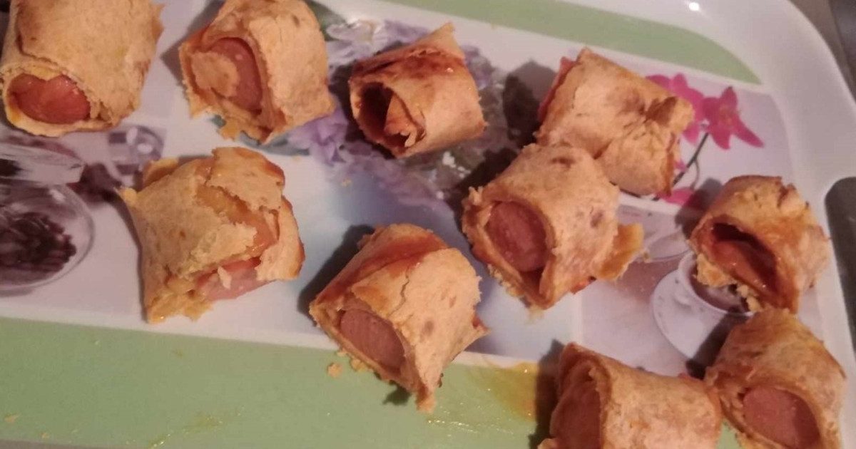 Λουκανικοπιτάκια με τορτίγιες Συνταγή από τον/την Μυρτώ - Cookpad