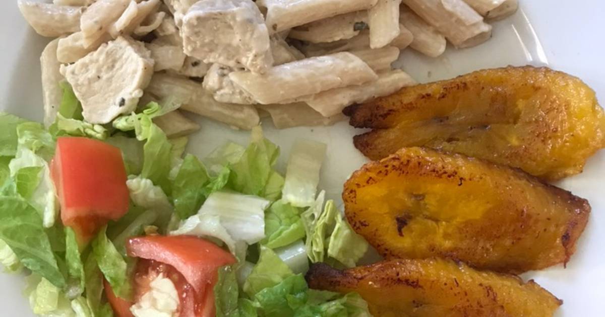 Pasta penne de coliflor con pechugas de pollo Receta de Mirella ...