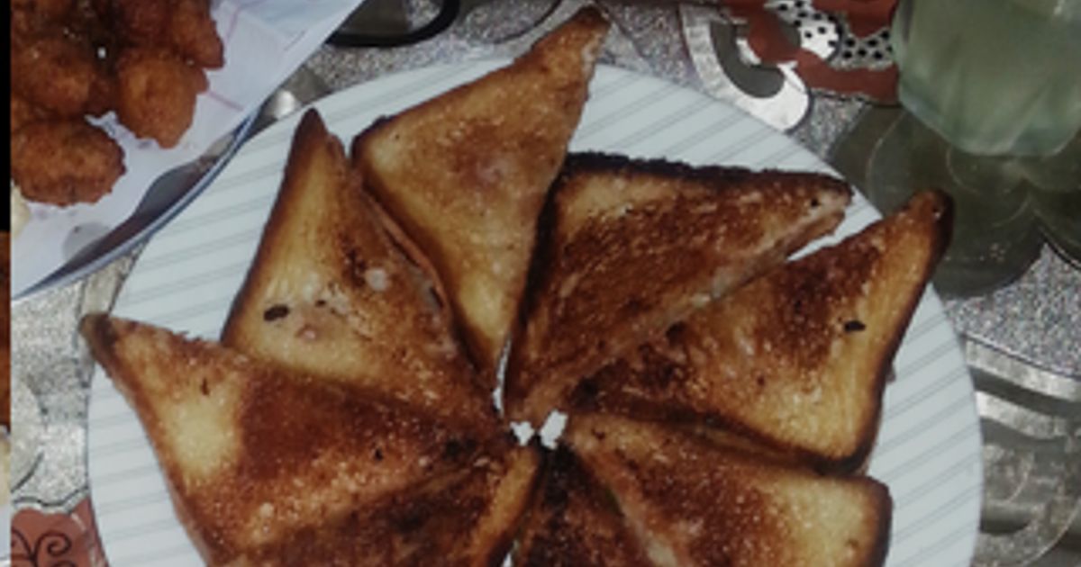 Bread Sandwich Recipe by azoha saman - Cookpad