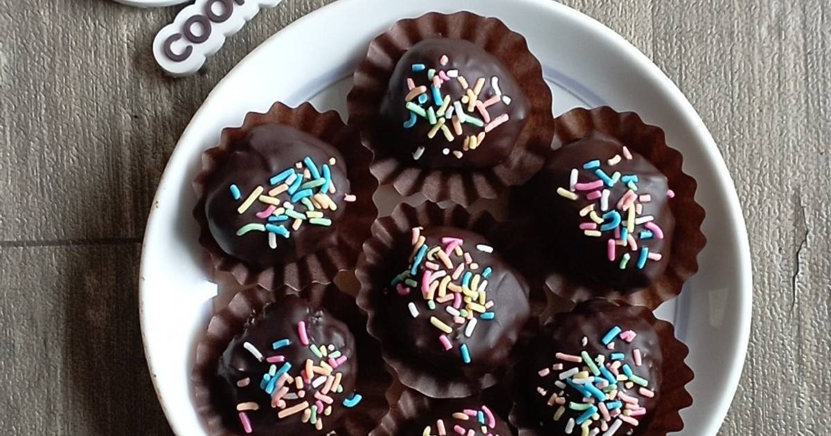Resep Banana Oat Choco Balls oleh Yulys_Kitchen - Cookpad