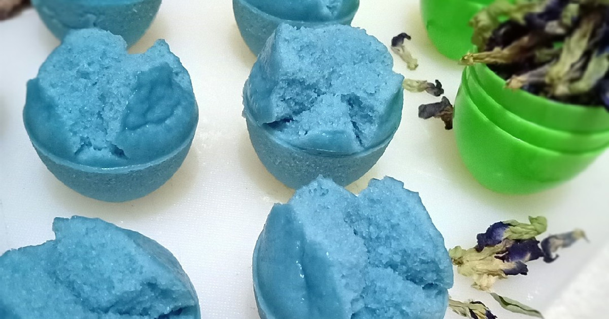 Resep Kue Mangkok Bunga Telang Tanpa Tape oleh Deffi Mom's Ahnaf - Cookpad