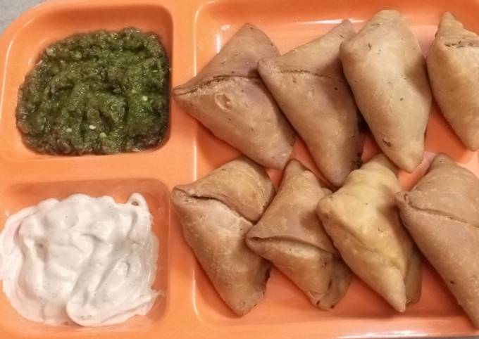 Aloo Samosa 🥔 Ramzan Special Recipe Recipe by Iqra Khan - Cookpad