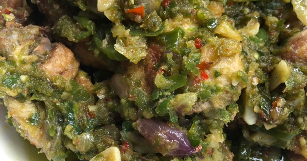 Resep Ayam Goreng Sambal Ijo oleh princess telur dadar - Cookpad