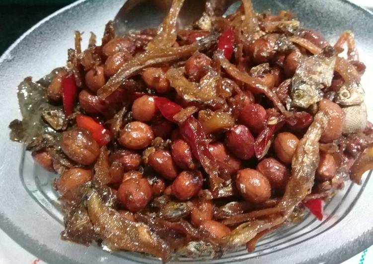 Resep Sukri (suuk teri) pedas manis oleh Tati Noerh - Cookpad