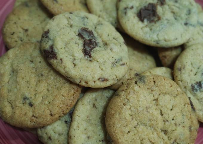 Galletas americanas con chocolate Receta de Karla Andrea - Cookpad