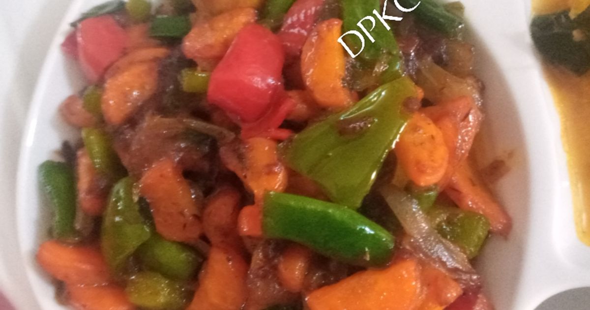 Chicken Vegetable Sauce Recipe by QUEEN OF THE KITCHEN - Cookpad