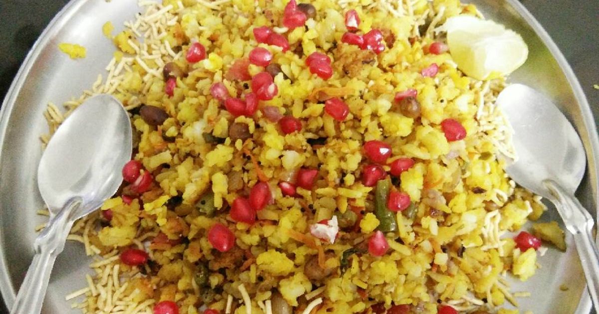 Healthy Poha With Veggies Recipe by Neeta Badlani - Cookpad