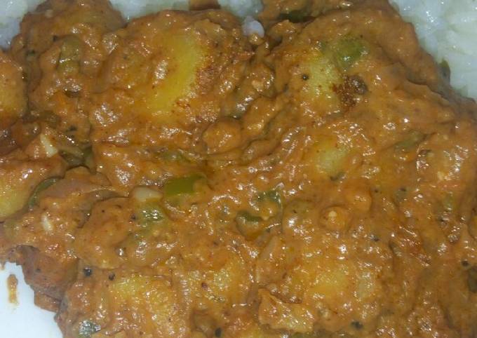 Matoke in peanut butter sauce Recipe by Sharon Ngaleria - Cookpad