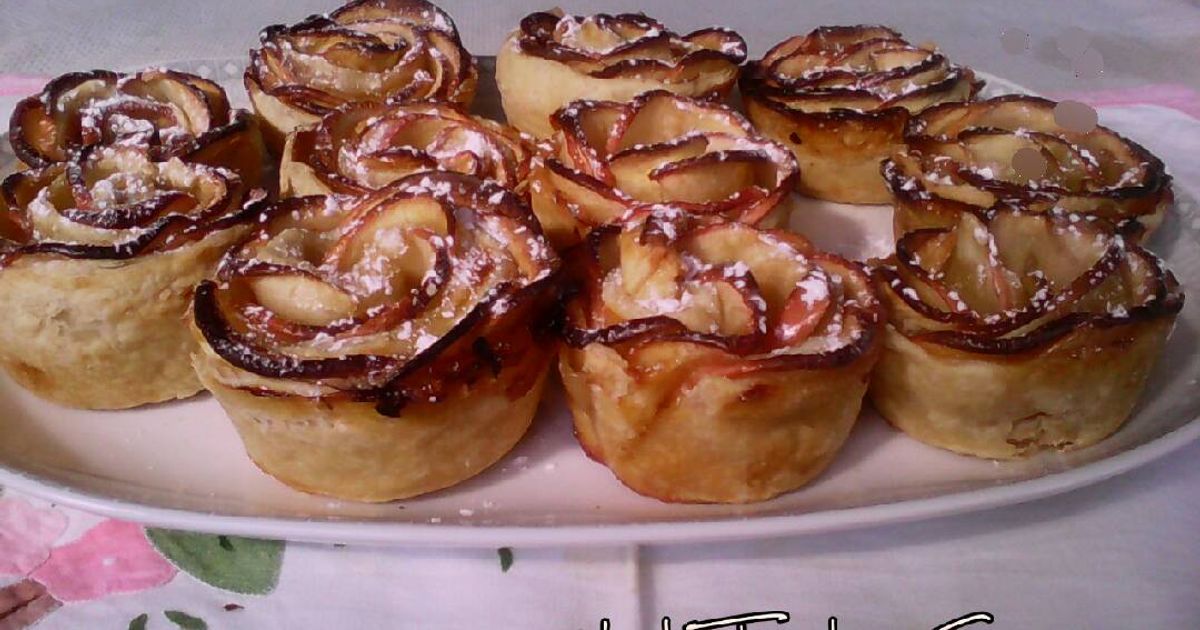 Rosas De Hojaldre Y Manzana Receta de Mayte Fuentes Garcia