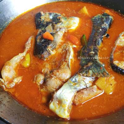 Resep Patin Asam Pedas oleh Dzakiyyah Asih P - Cookpad