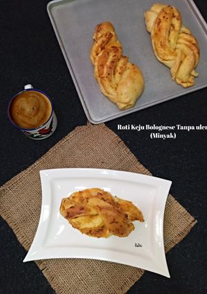 Resep Roti Keju Bolognese Tanpa Ulen (Minyak) oleh Ruth Destianty - Cookpad