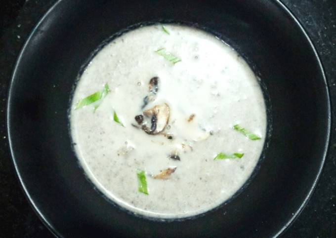 Resep Sup Krim Jamur/ Mushroom Cream Soup oleh easydining - Cookpad