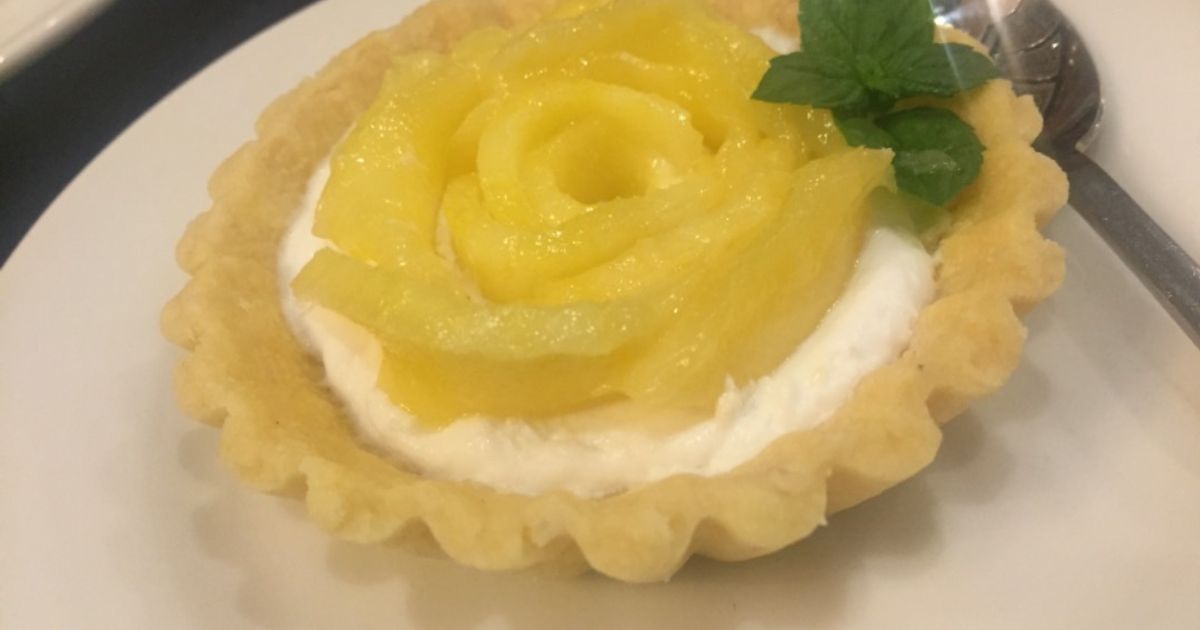Mango Rose Tarts Recipe by Meesha Sagheer - Cookpad