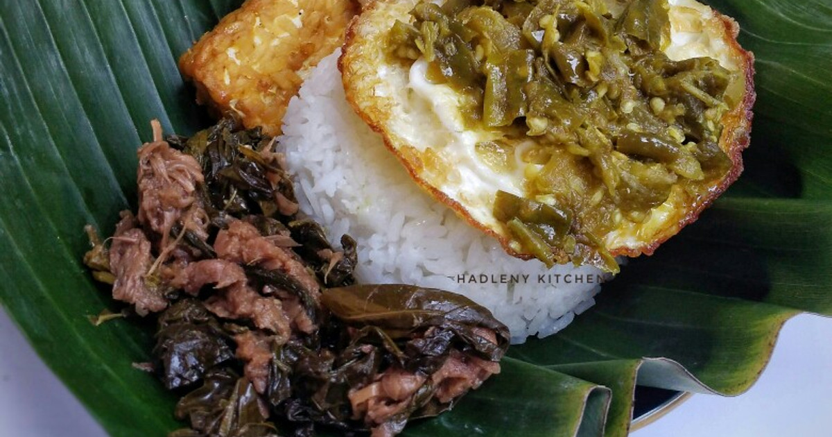 Resep Nasi Gudeg Telur Ceplok Sambal Ijo & Tempe Goreng oleh Hadleny ...