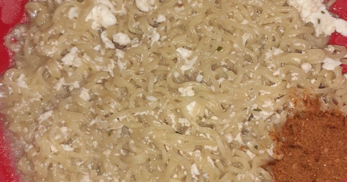 Indomie With Egg Recipe by maryam dikko - Cookpad