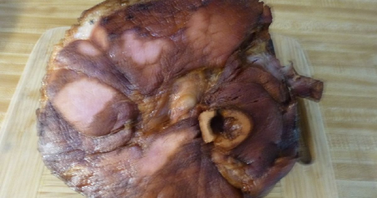 Smoked Honey Cola Glazed Sunday Ham Recipe by Lee's