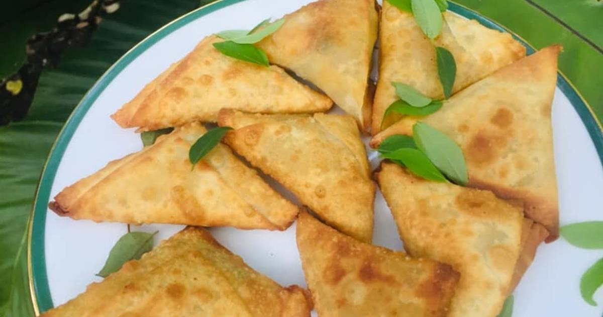 Juliben Dave દ્વારા રેસીપી પટ્ટી સમોસા (samosa recipe in Gujarati) - કૂકપૅડ