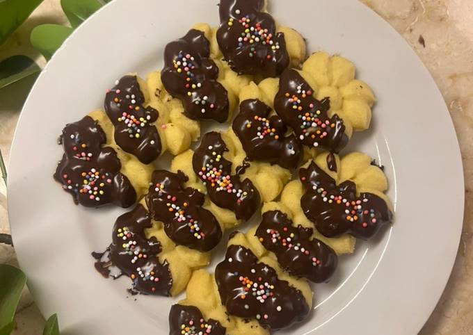 Resep Vieness Cookies oleh Umi Rieke Kitchen🍳 - Cookpad