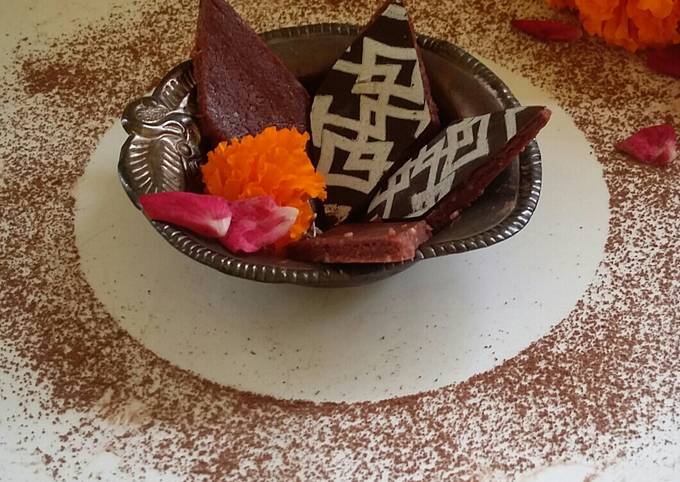 Chocolate kaju katli Recipe by payaljain - Cookpad