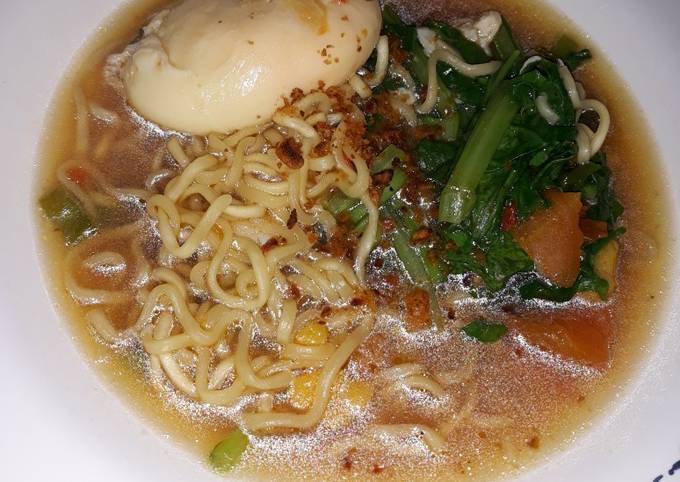 Resep Mie Kuah Kaldu Ayam oleh Wanda Nikita - Cookpad