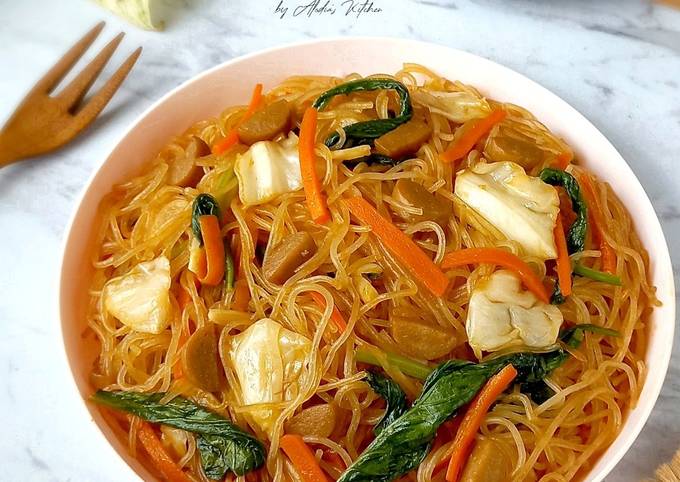 Resep Bihun Goreng Sayur Sosis oleh Vey Alodia's Kitchen - Cookpad